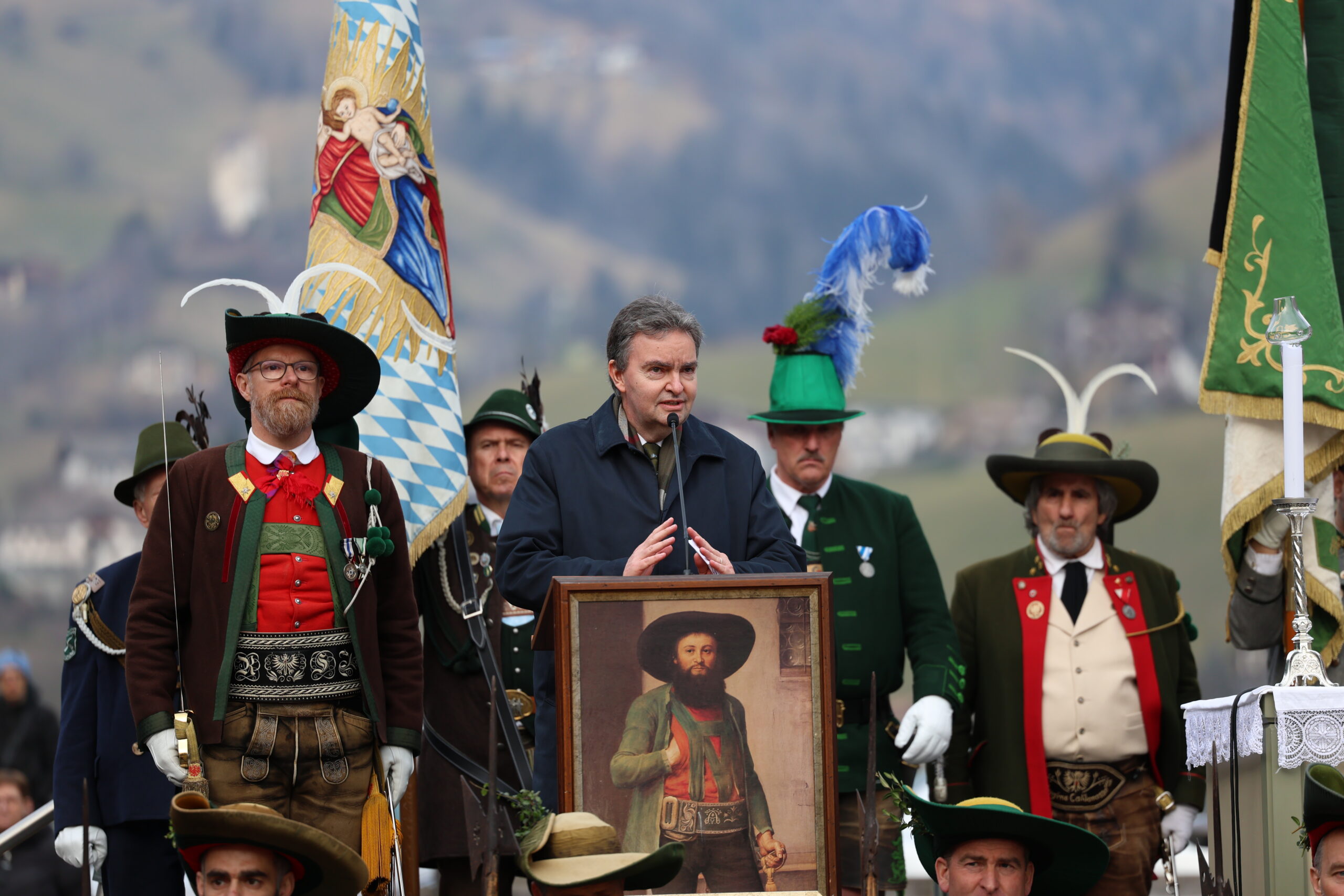 Andreas-Hofer-Landesfeier beim Sandwirt 2025 | Südtiroler Schützenbund ...